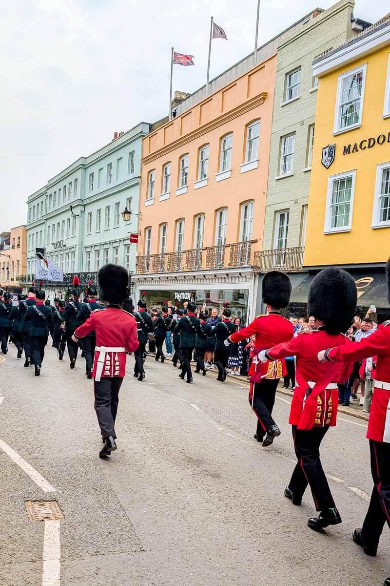 The Ultimate Guide To The Changing Of The Guard In Windsor